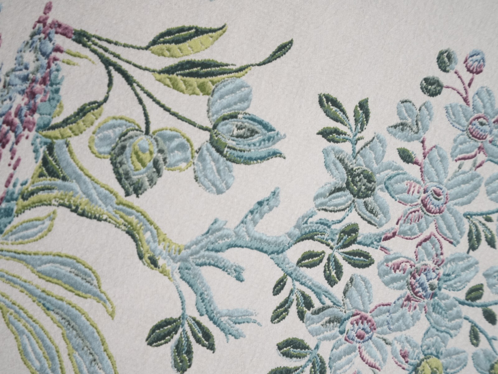 Wallpaper as a Design Tool: How Patterns, Color, and Placement Shape ...